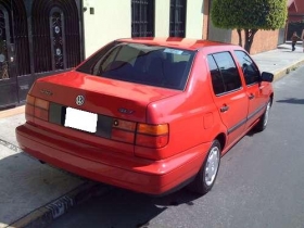 Fotos de Jetta mod 93 rojo excelente manejo compruebelo en Monterrey ...